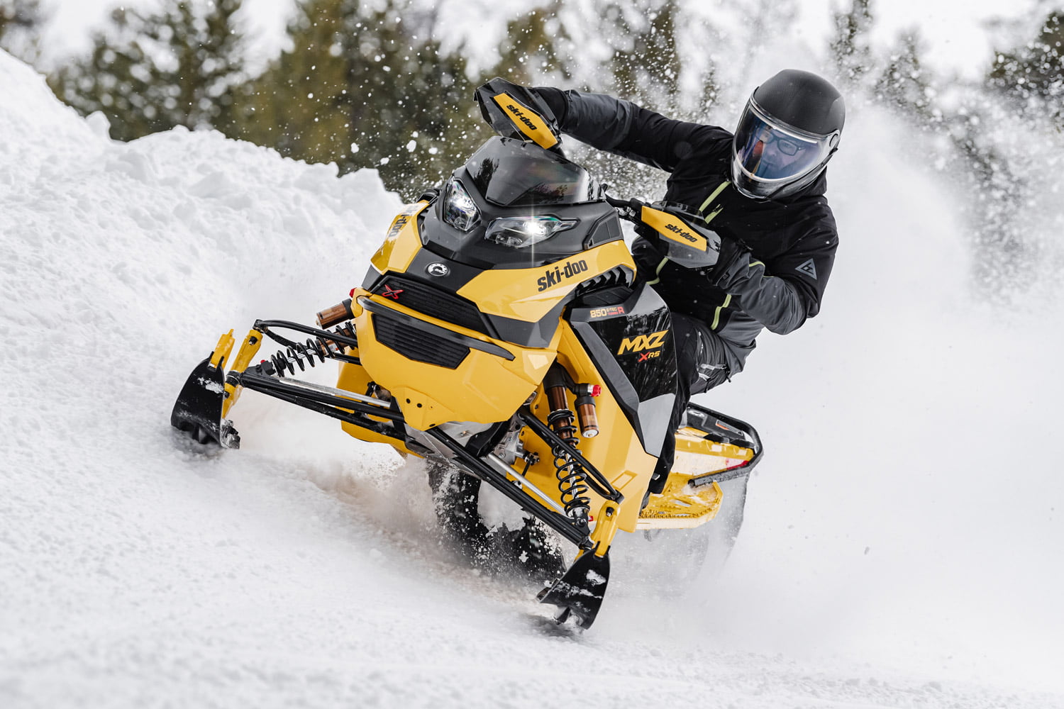 2025 Ski-Doo Lineup Unveiled: A Sneak Peek into the Future of Snowmobiling!